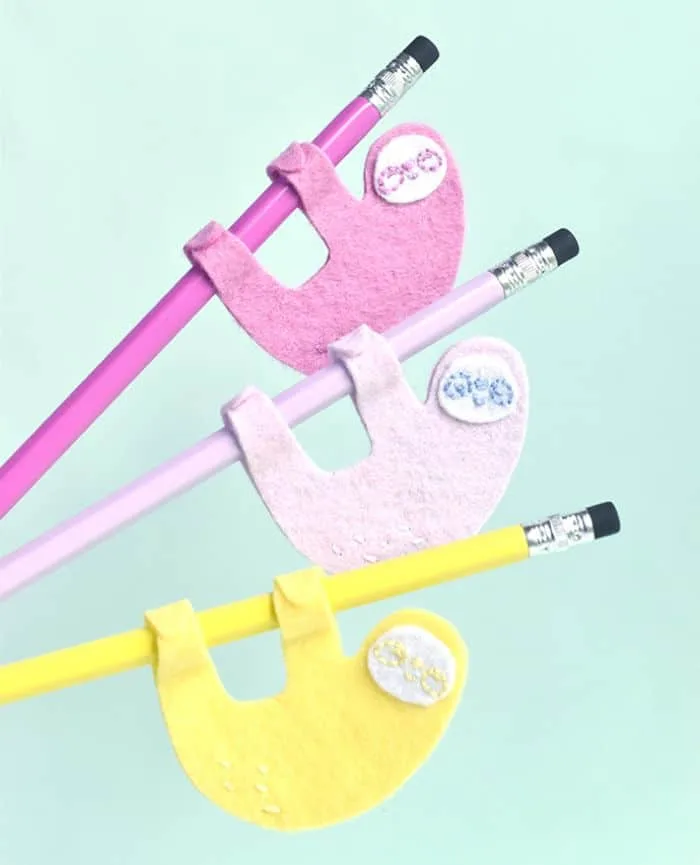 20 DIY Pencil Toppers to Make School More Fun