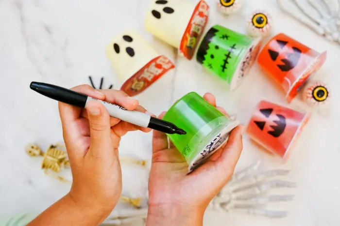 Easy Classroom Halloween Snack Idea - Make it in Just 10 Minutes!