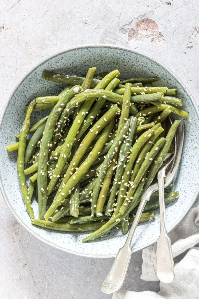 21 Low Carb Green Bean Recipes to Add to Your Meals