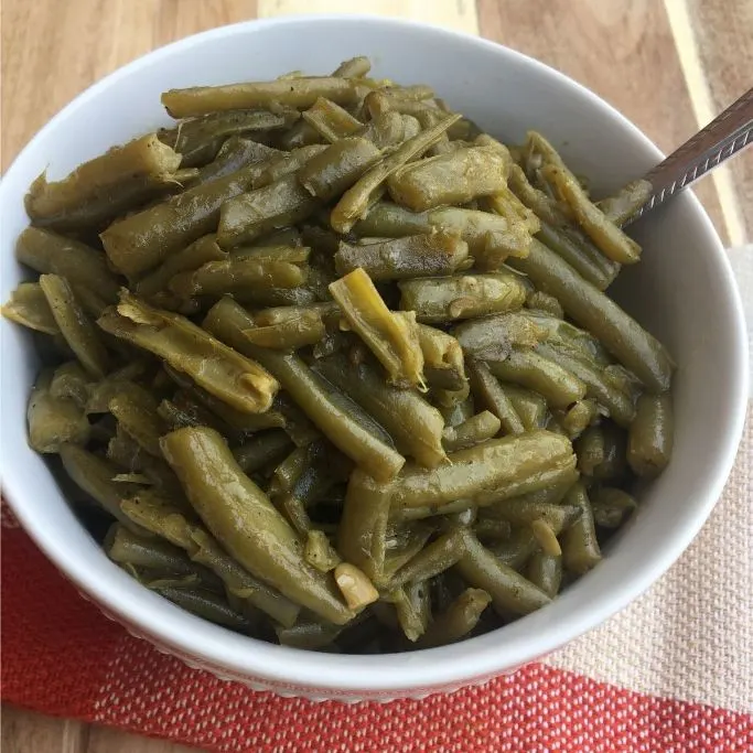 21 Low Carb Green Bean Recipes to Add to Your Meals