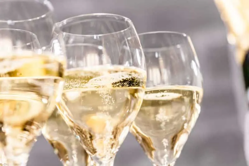 Popcorn and Champagne: A Perfect Wedding Pairing