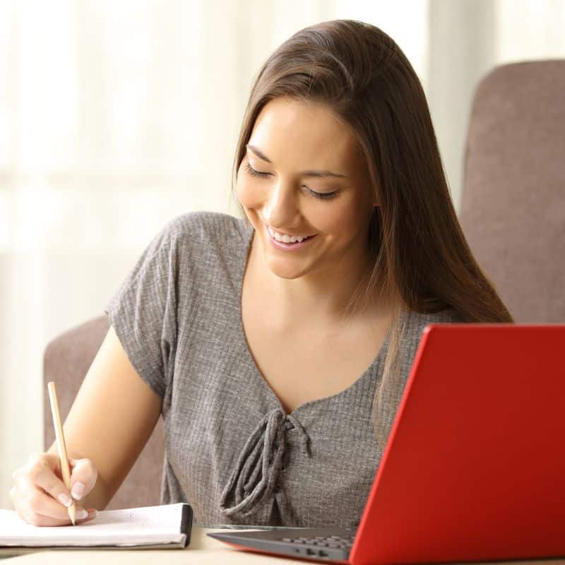 6 Reasons to Take a Summer Class (and How to Make the Most of It)