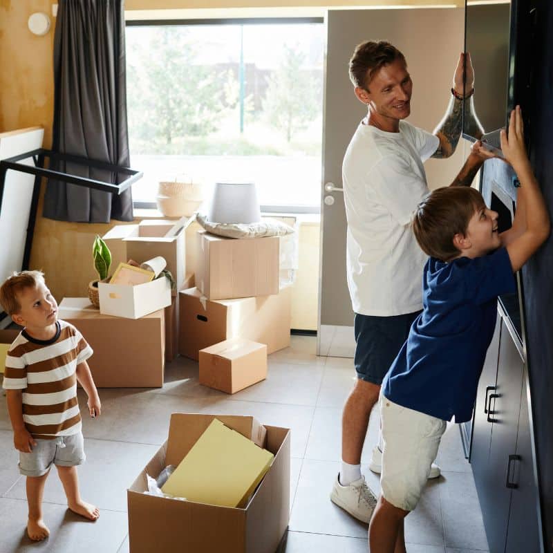 7 Creative Ways to Involve Your Kids in the Moving Process
