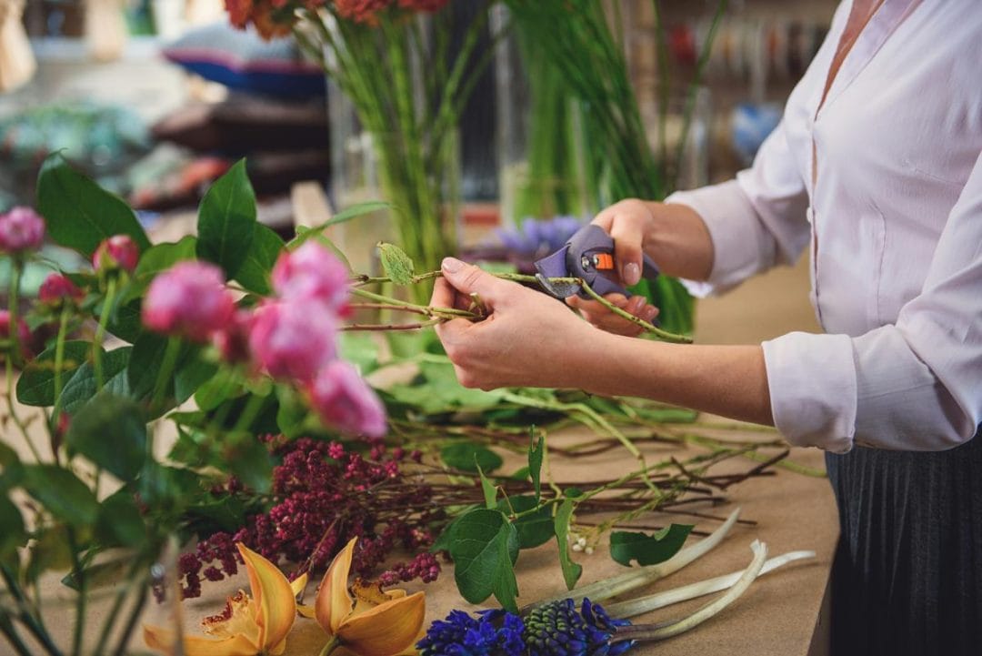 Flower Cooler: Essential Guide to Preserving Fresh Cut Flowers