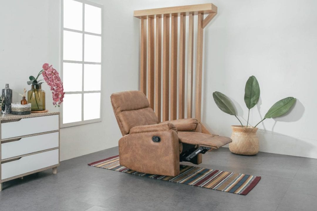 How to Incorporate a Recliner into Your Living Room Design