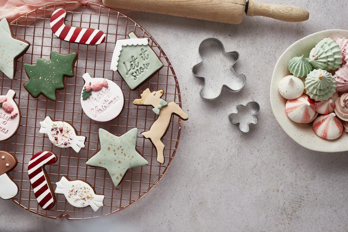 4 Underrated Christmas Cookie Recipes To Try This Year